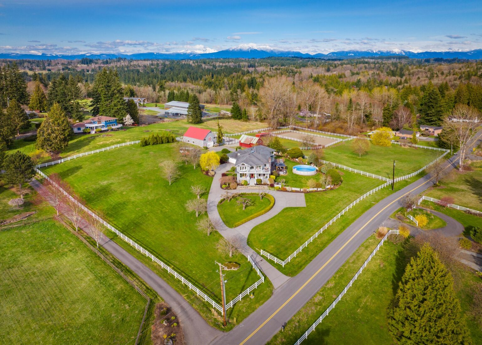 Classic Dutch Hill Equestrian Estate | Lamb & Co.