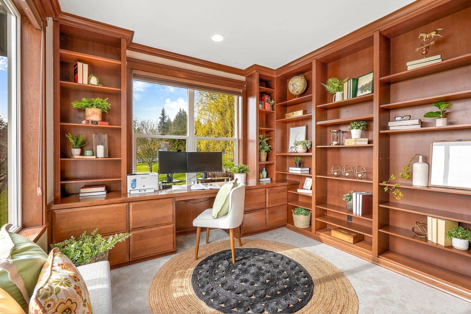 Classic Dutch Hill Equestrian Estate | Lamb & Co.