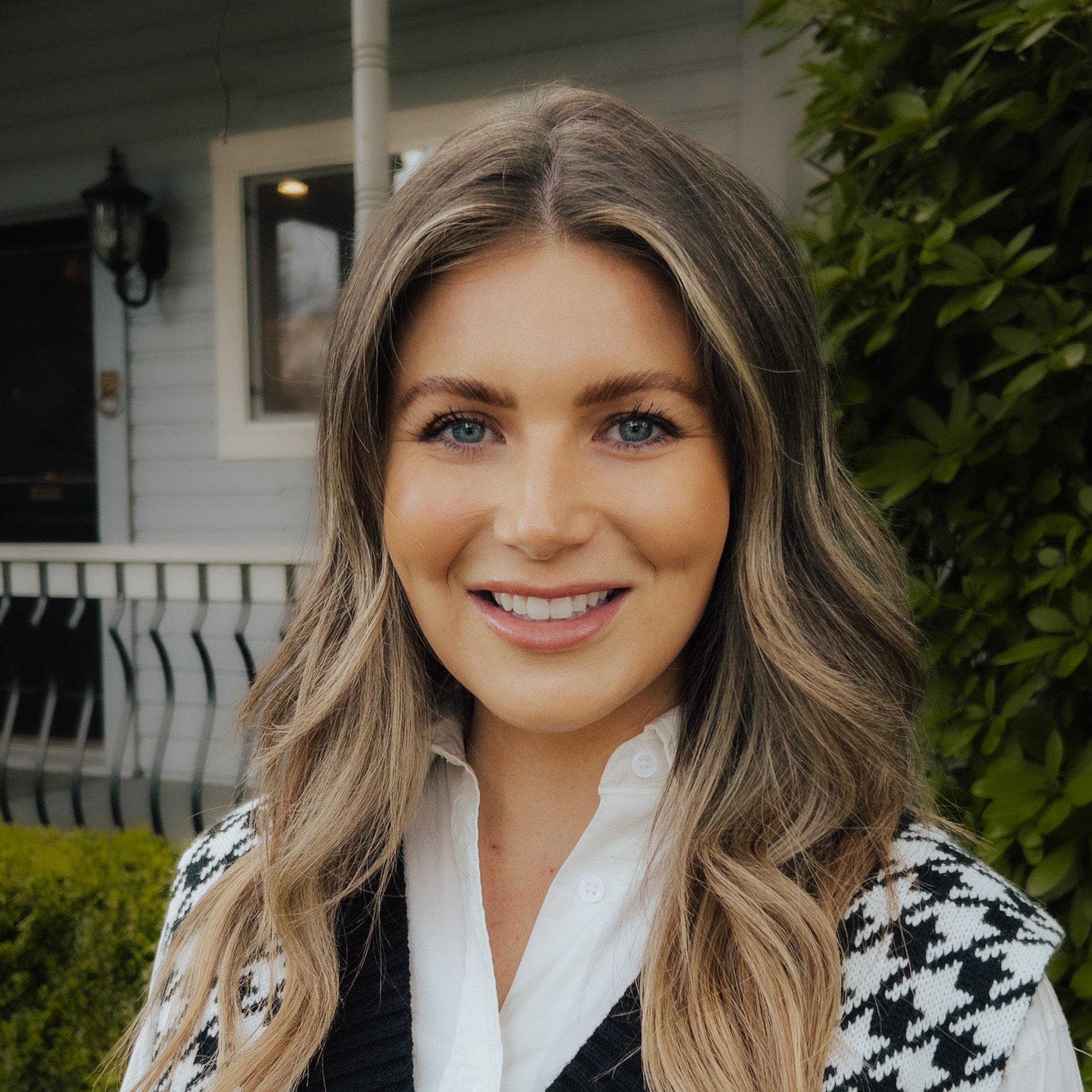 Meet the Lamb Real Estate Team - King & Snohomish County Home Experts